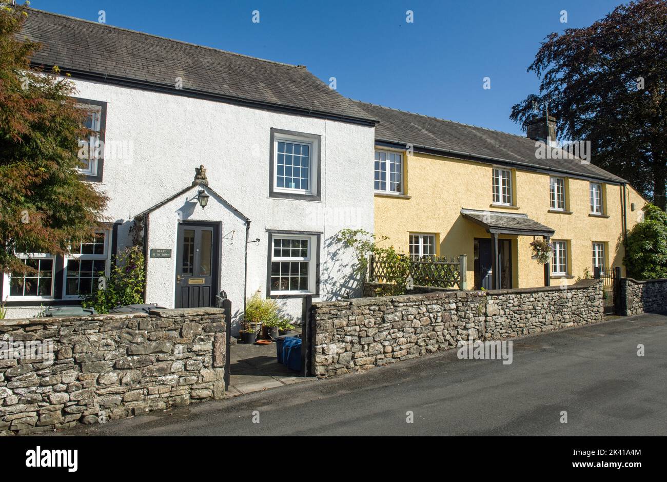 Popular village hi-res stock photography and images - Alamy