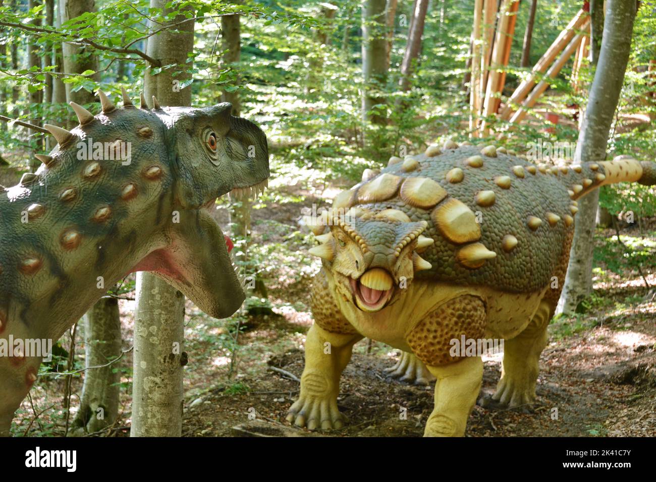 Model of a dinosaur in Dino Parc in Rasnov, Romania Stock Photo - Alamy