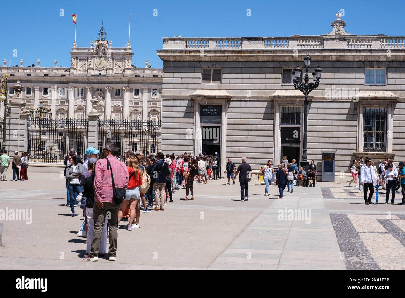 Spain, Madrid.Ticket Line for Entry to Royal Palace Stock Photo - Alamy