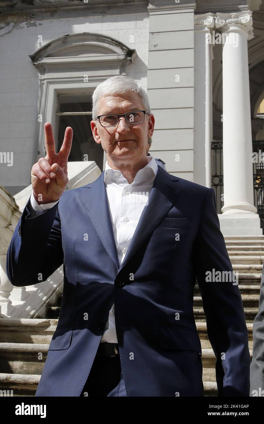 Naples, Italy. 29th Sep, 2022. Apple CEO Tim Cook before entering the ...