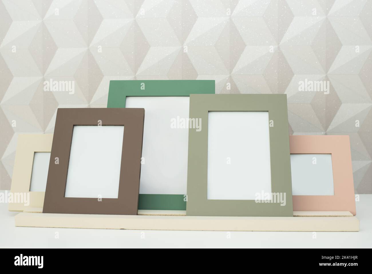 Desk with picture frames hi-res stock photography and images - Alamy