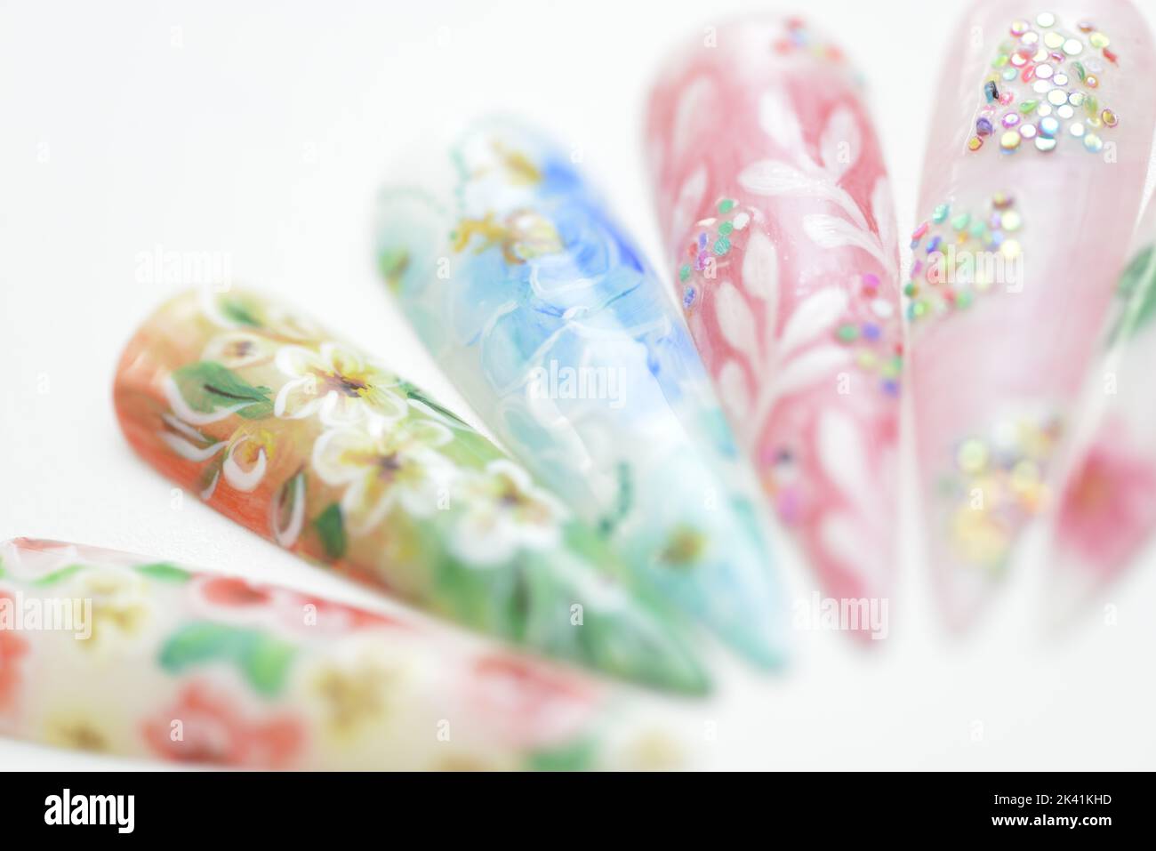 Fake nails hi-res stock photography and images - Alamy