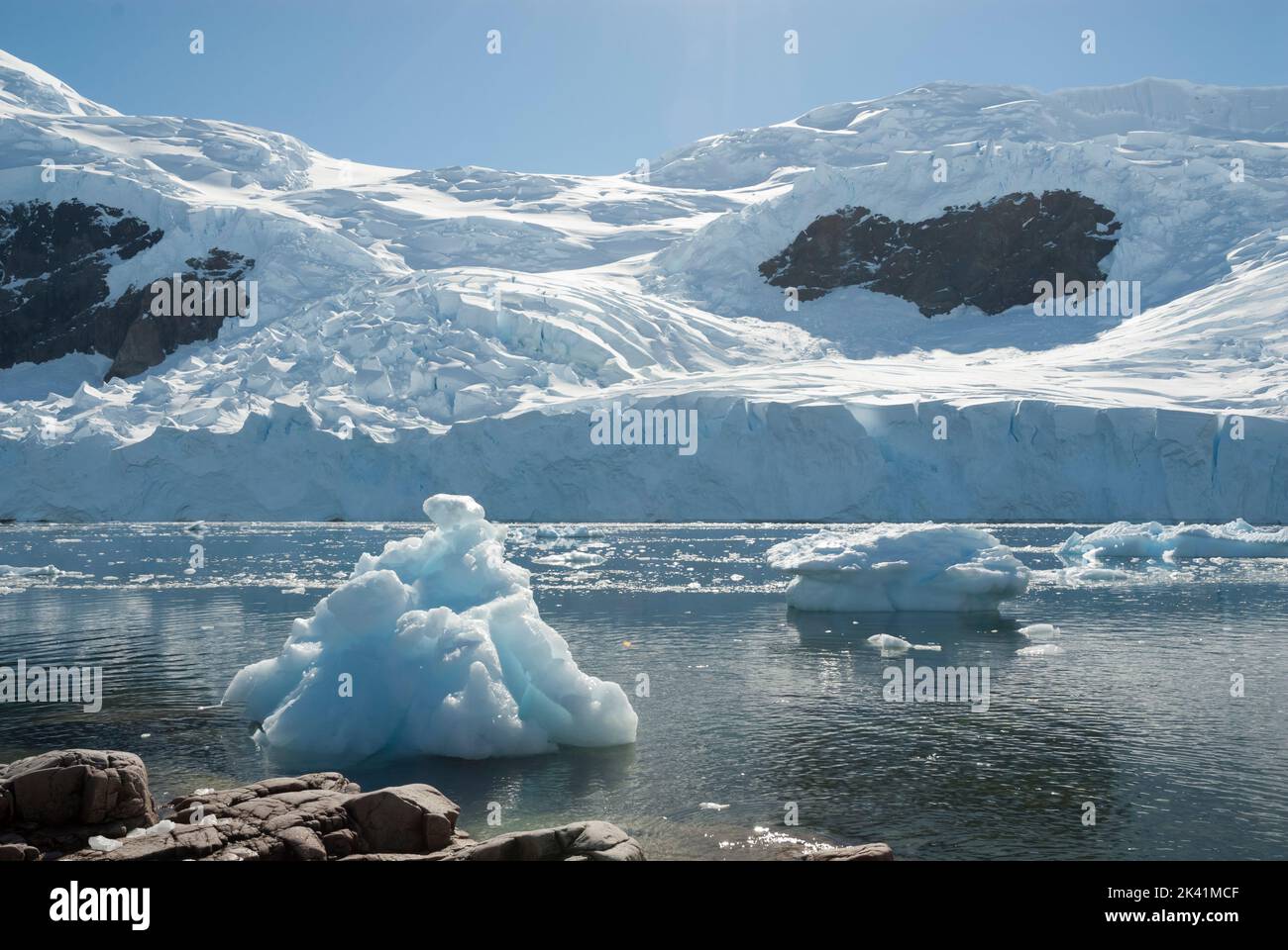 Antarctic mountains end sea landscape, Antartica Stock Photo - Alamy
