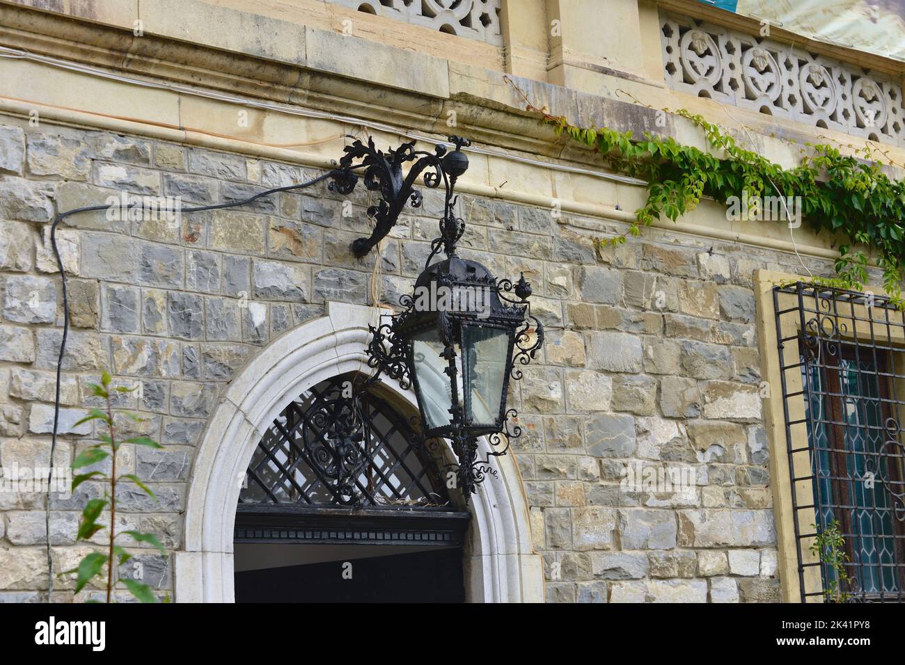 Ancient lantern hi-res stock photography and images - Alamy