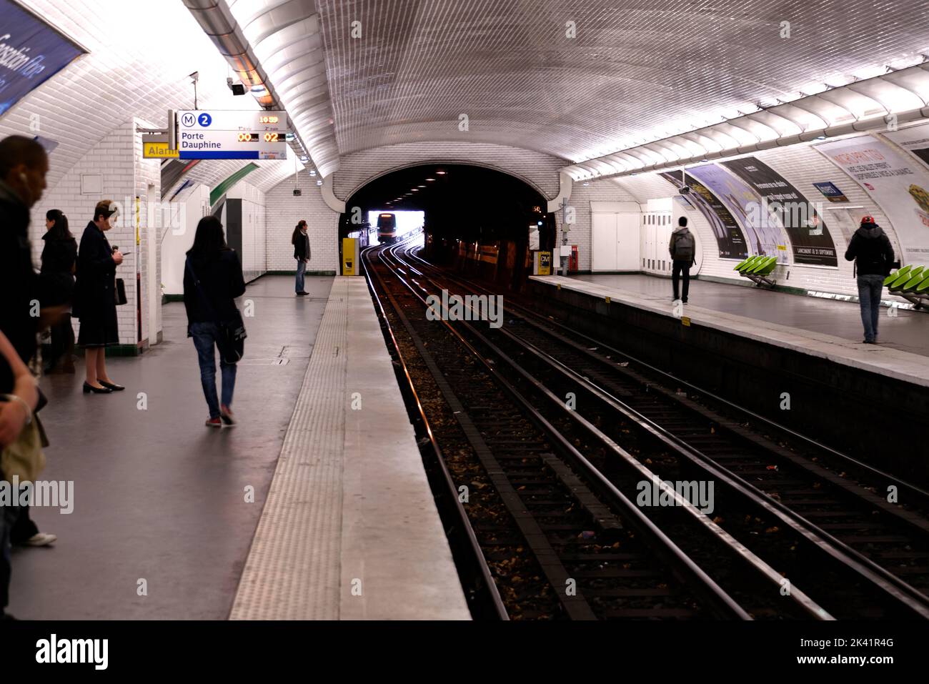 People on subway hi-res stock photography and images - Alamy