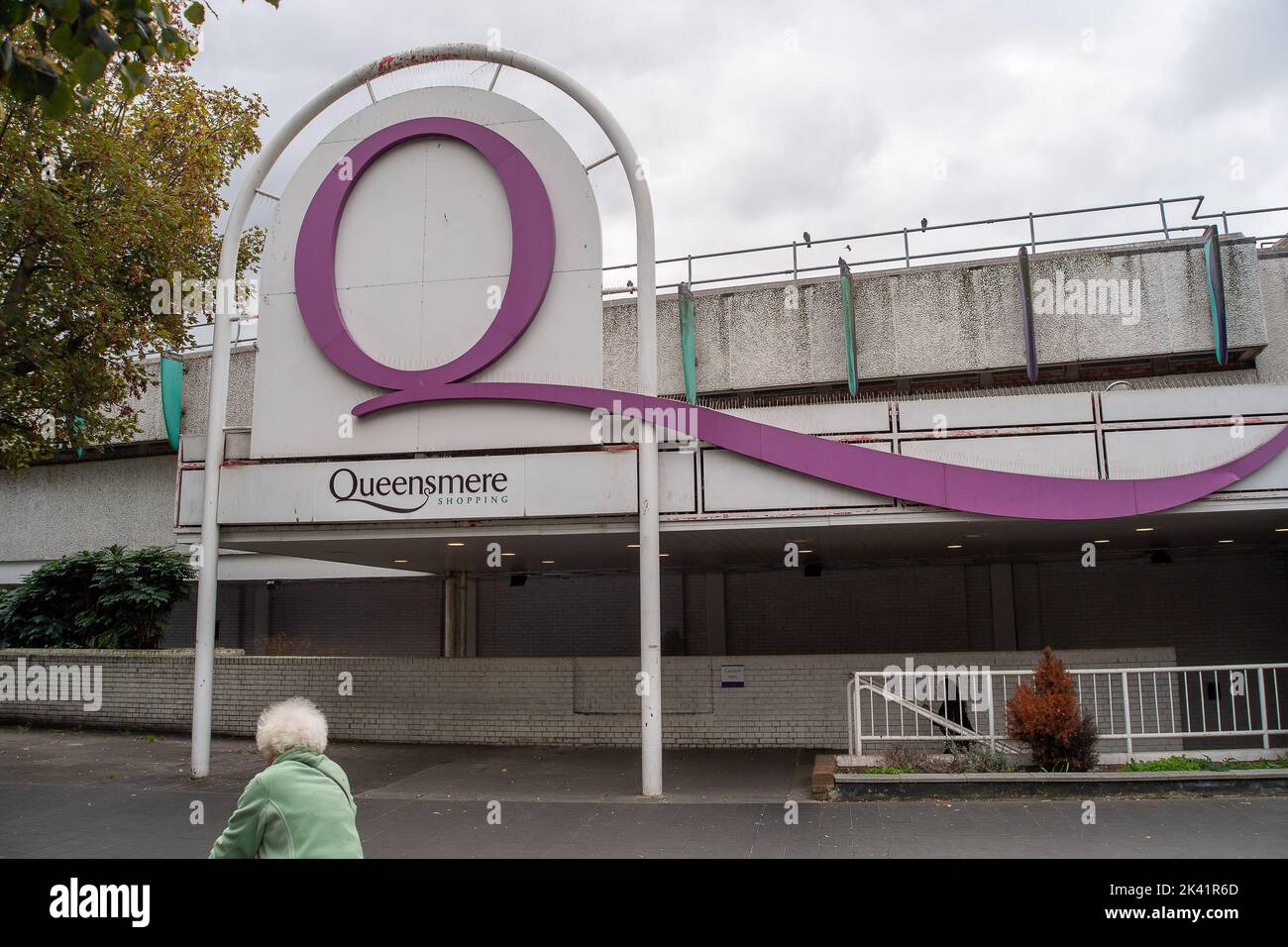 Slough, Berkshire, UK. 29th September, 2022. The Queensmere Shopping ...