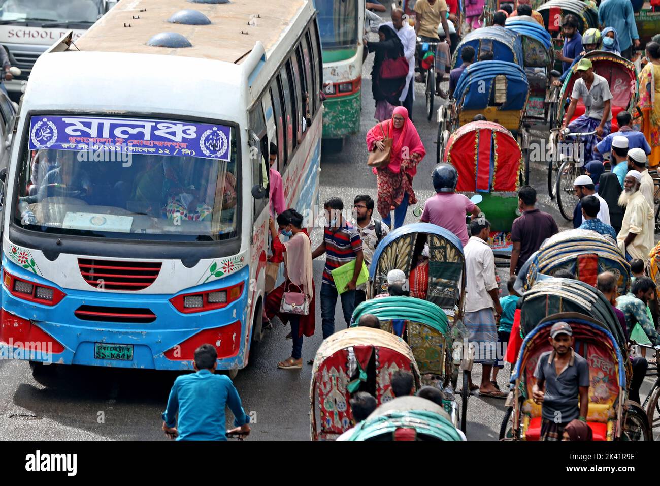 Mismanagement of vehicles on the road and lack of awareness among ...