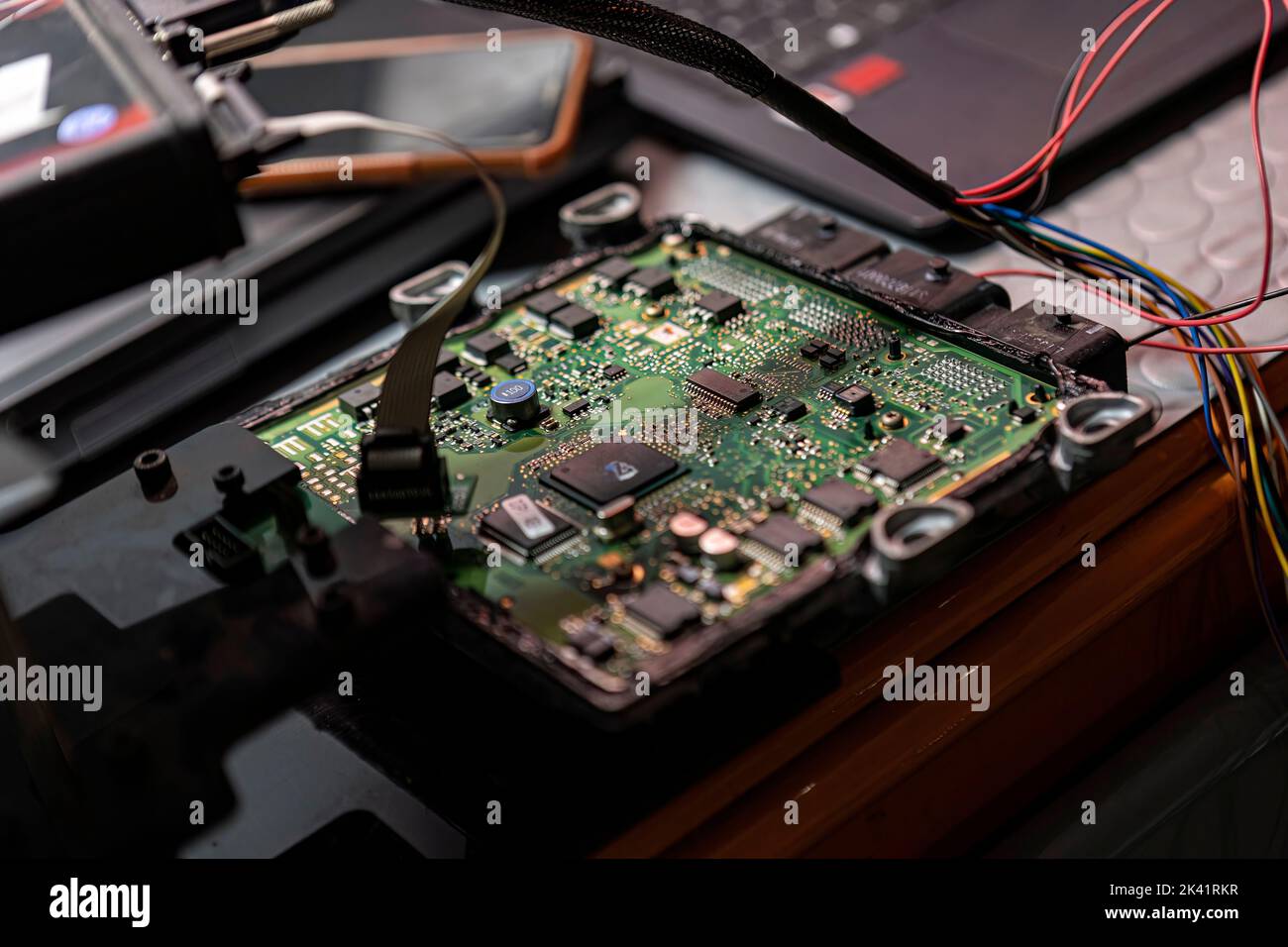 Detail of Car ecu bench reading method for remapping and power Increase ...