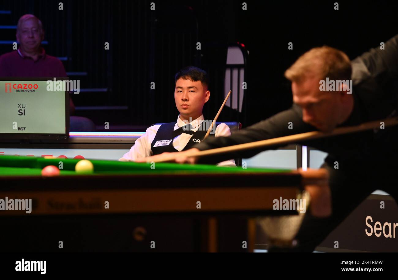Xu si snooker hi-res stock photography and images - Alamy