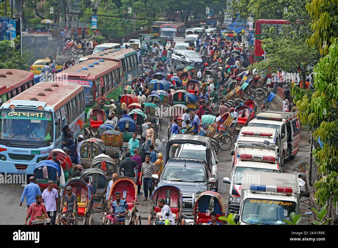 Mismanagement of vehicles on the road and lack of awareness among ...