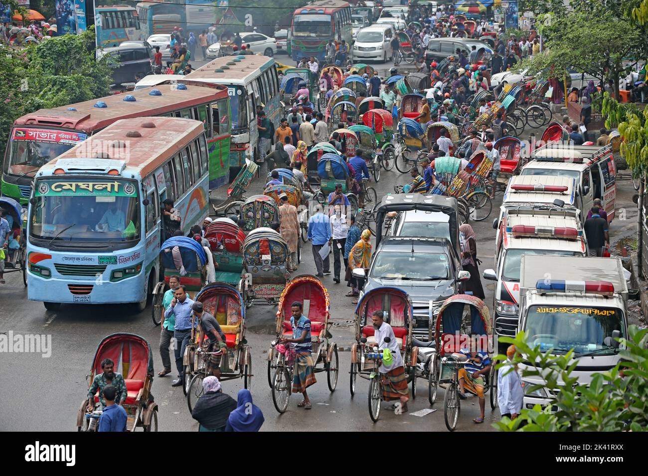 Mismanagement of vehicles on the road and lack of awareness among ...