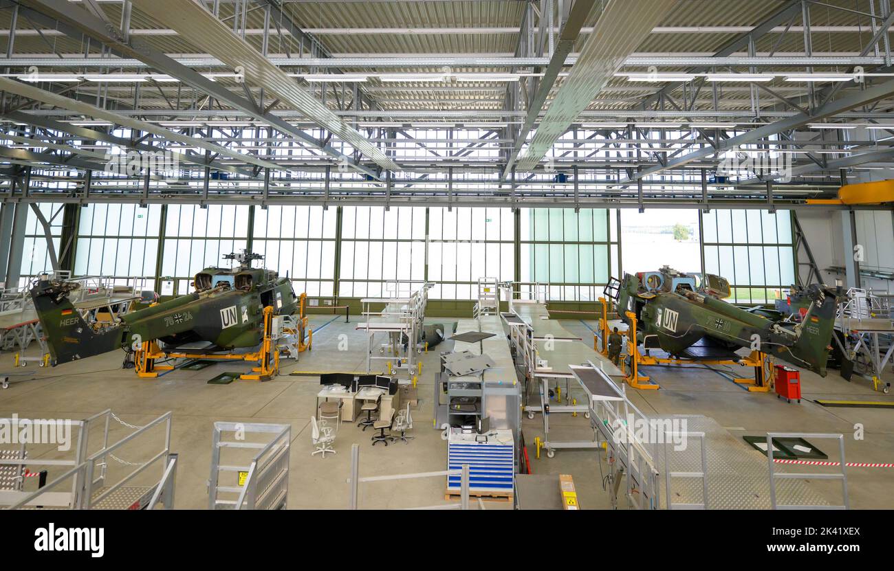 20 September 2022, Lower Saxony, Faßberg: German Army NH90 multi ...