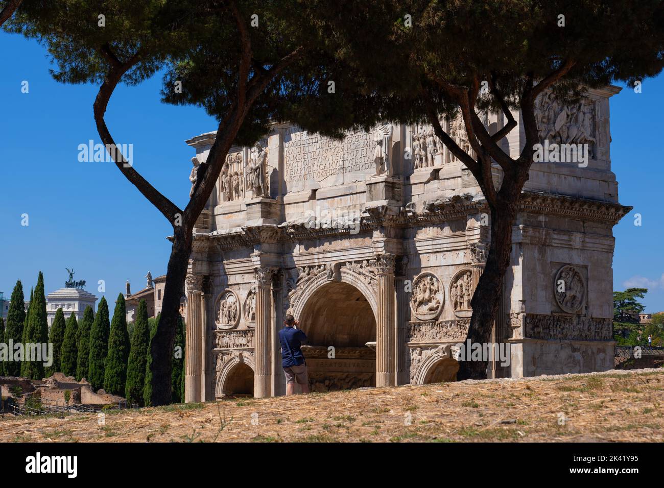 Monumental Arch of Constantine (Arco di Costantino) in Rome, Italy ...