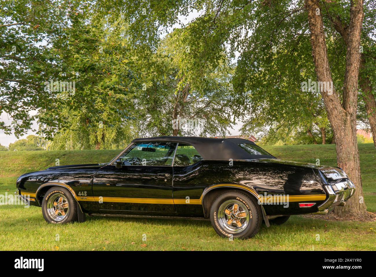 1972 Cutlass Convertible Black