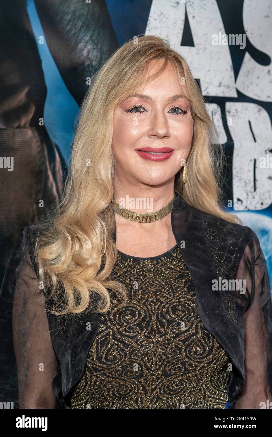 Encino, CA, September 28, 2022, Deanna Hickman attends Los Angeles ...