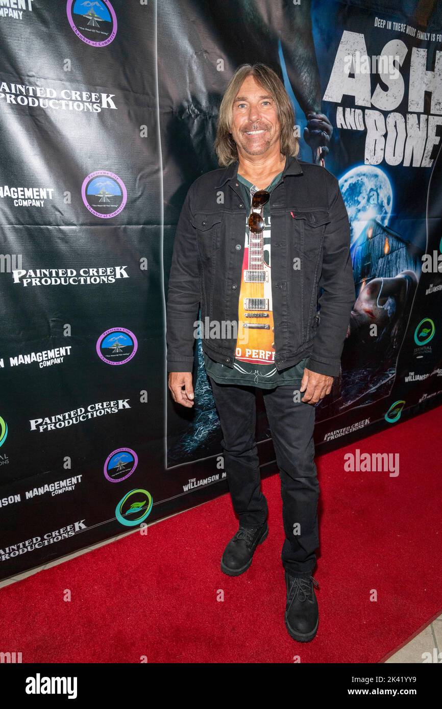 Encino, CA, September 28, 2022, Mark Hoadley attends Los Angeles ...