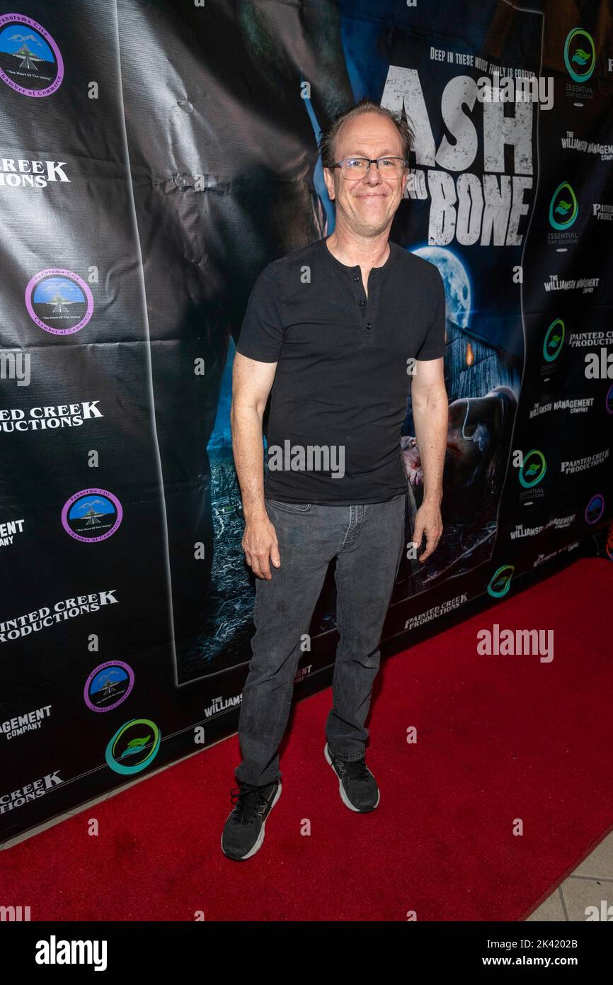 Encino, CA, September 28, 2022, Sean Whalen attends Los Angeles ...