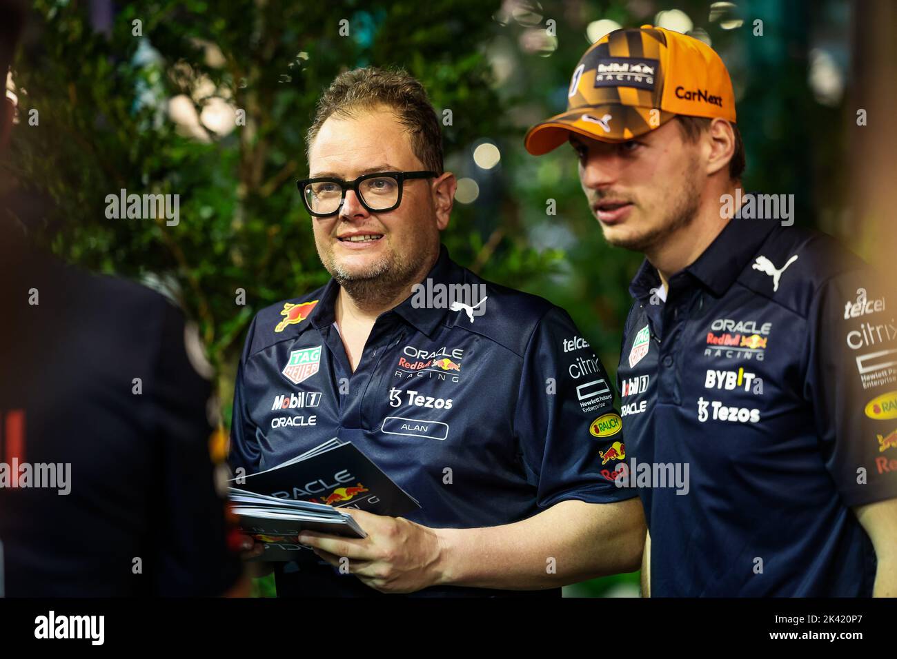 Singapore, 29/09/2022, CARR Alan, in the paddock with VERSTAPPEN Max ...