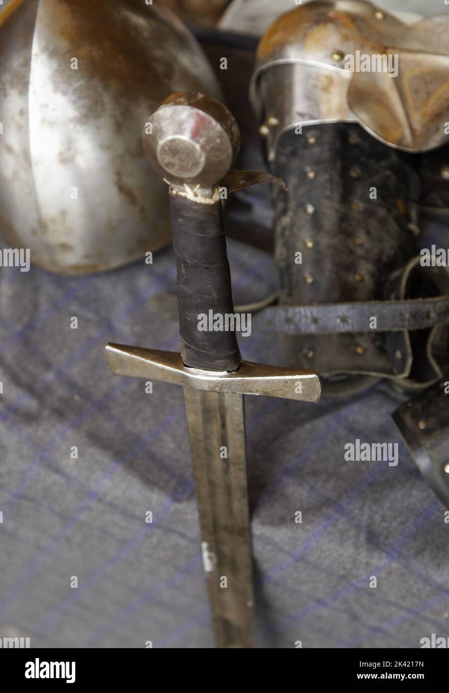 Sharp detail weapon hi-res stock photography and images - Alamy