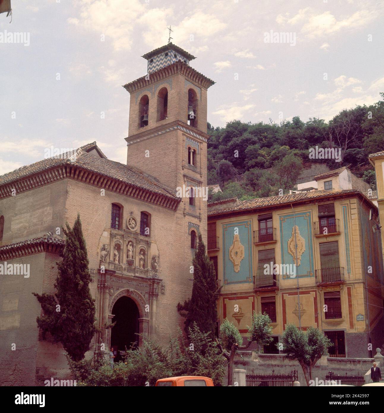 FACHADA DE LA IGLESIA DE SAN GIL Y SANTA ANA - SIGLO XVI - FOTO AÑOS 60 ...