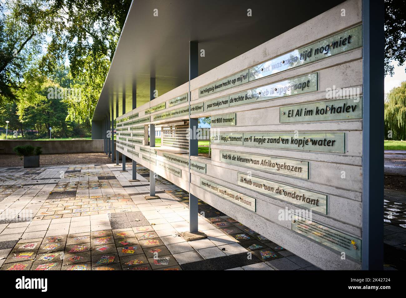 2022-09-29 13:09:00 AMSTERDAM - The Monument of the Flight Disaster in ...