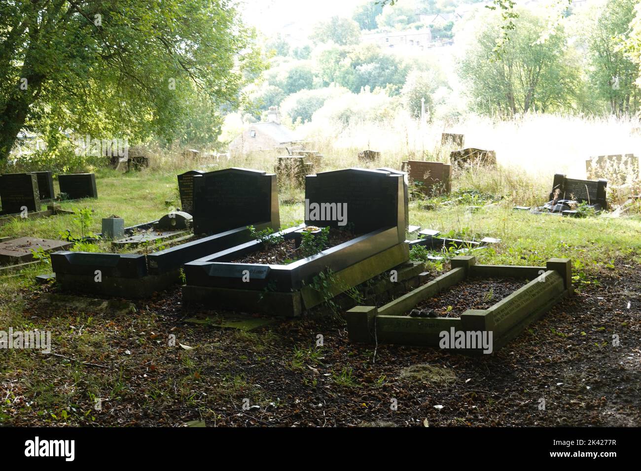 Graveyard cemetery derbyshire hi-res stock photography and images - Alamy