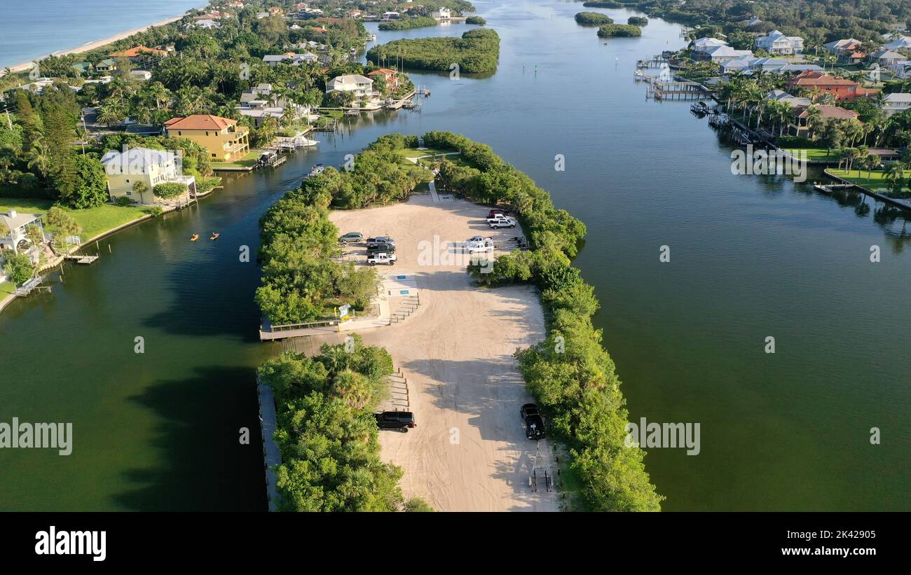 Water ski ramp hi-res stock photography and images - Alamy