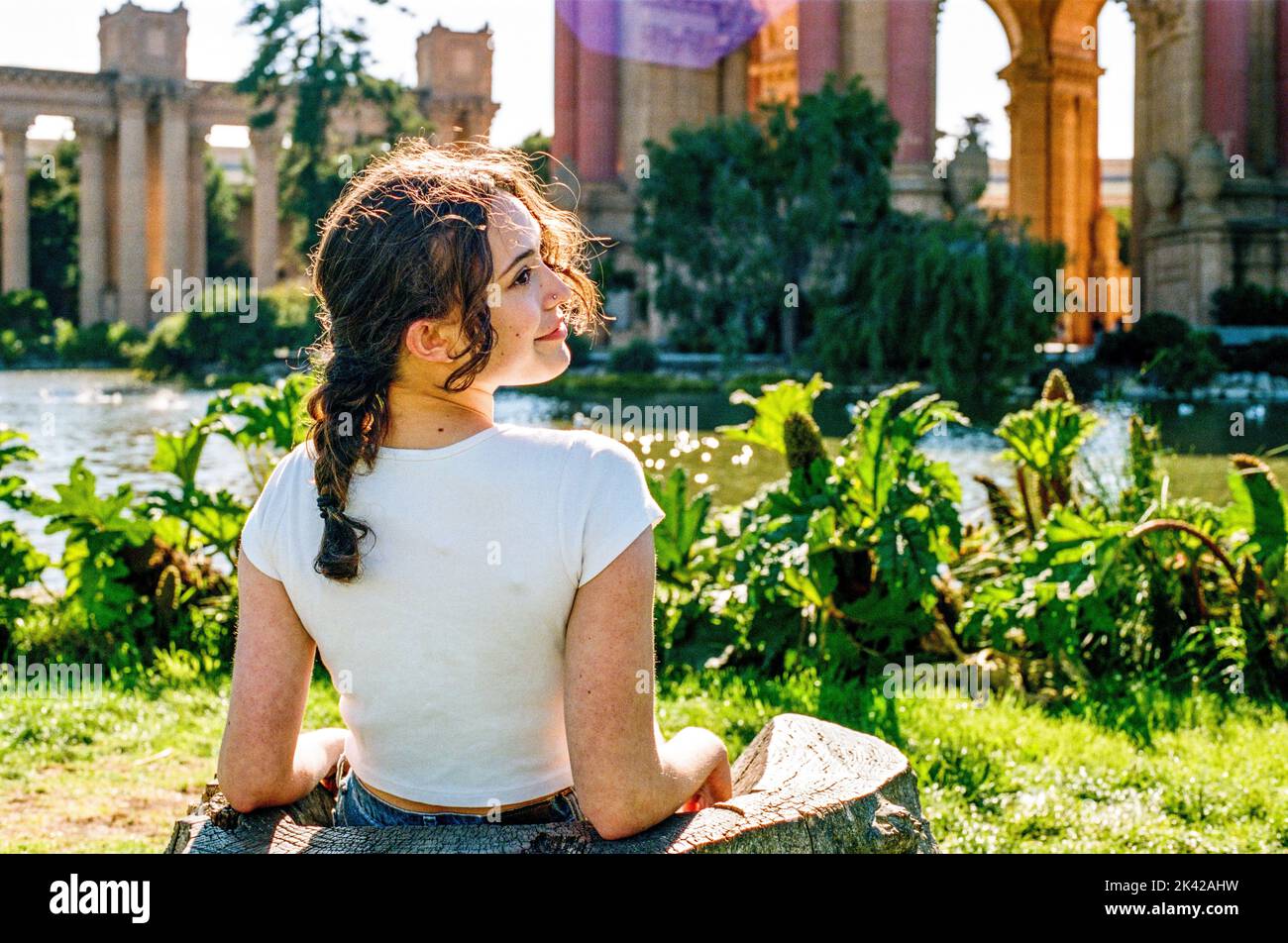 Retro Portrait Using Kodak Portra 400 35mm Film at the Palace of Fine ...