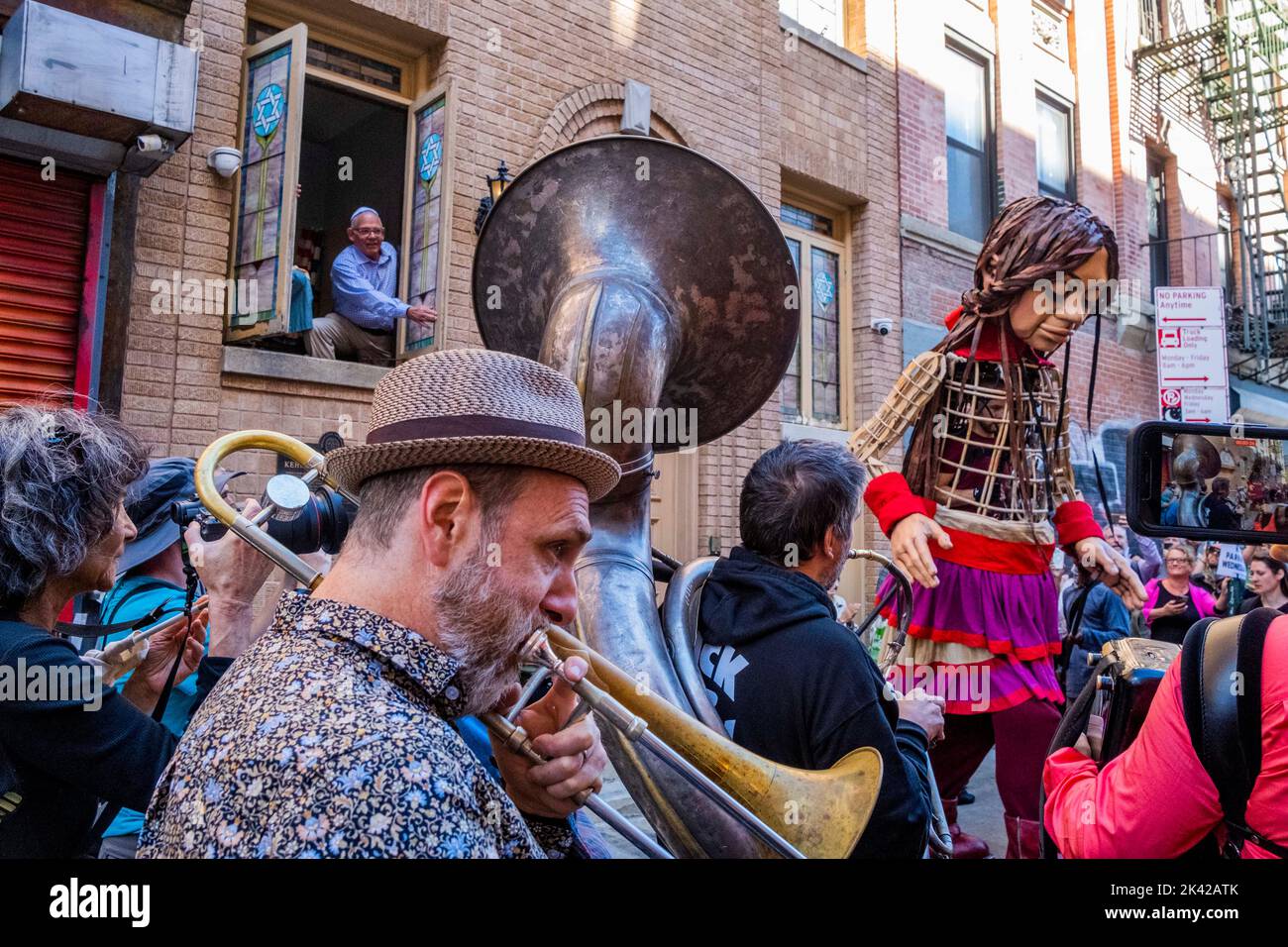 New York, New York, USA. 28th Sep, 2022. Little Amal is a 10 year old ...
