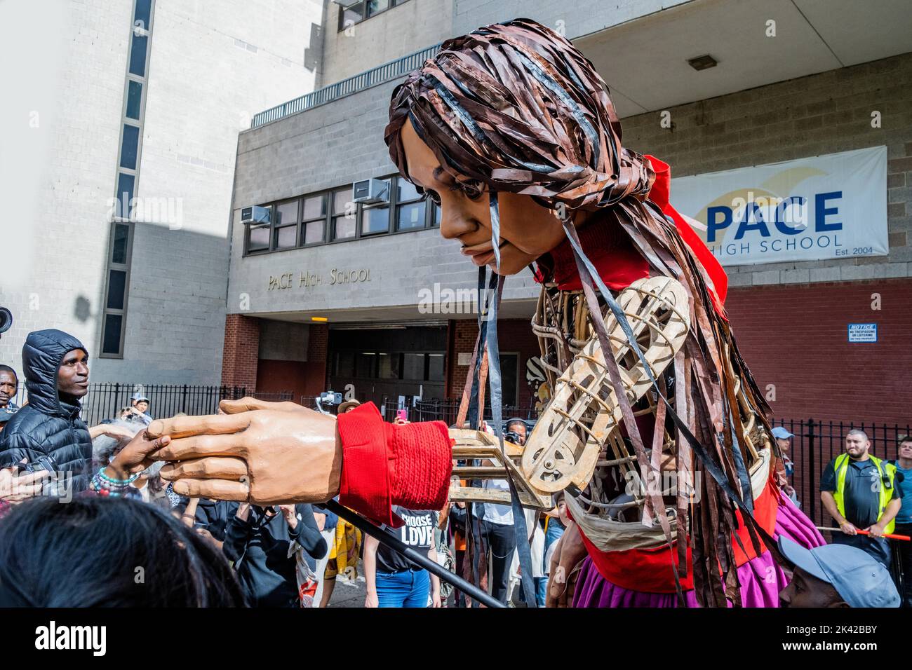 New York, New York, USA. 28th Sep, 2022. Little Amal is a 10 year old ...