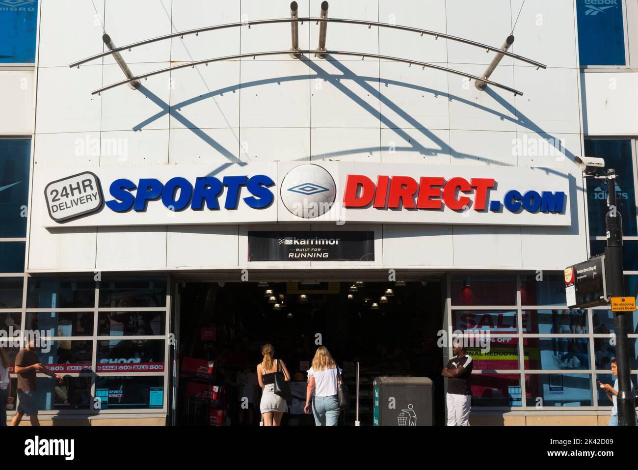 Sport retailer shop hi-res stock photography and images - Alamy
