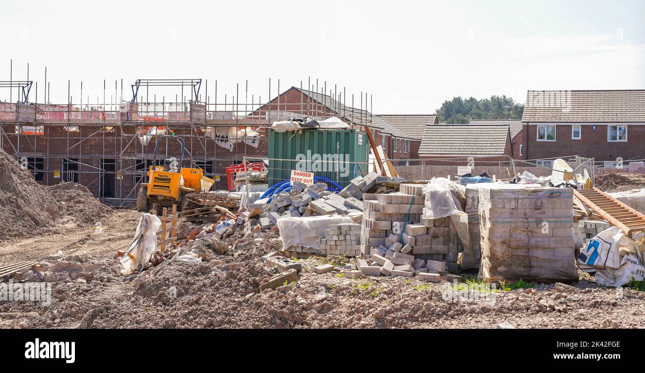 Half finished houses hi-res stock photography and images - Alamy