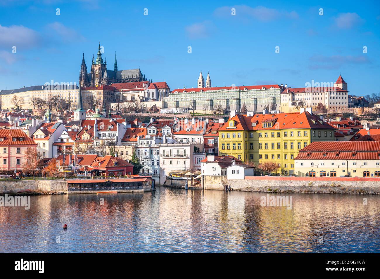 Moldau prague castle hi-res stock photography and images - Alamy