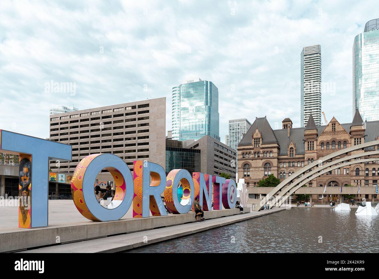 Toronto nathan phillips 2022 hi-res stock photography and images - Alamy