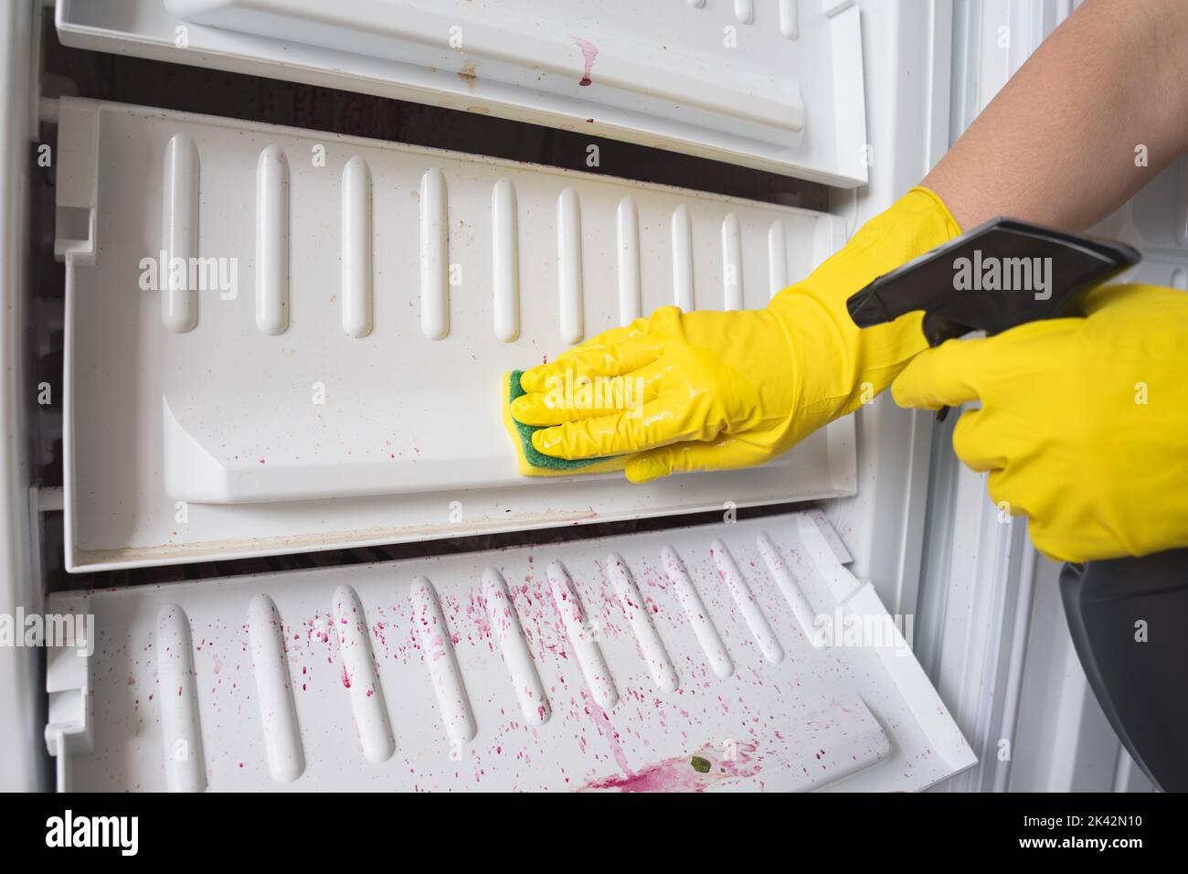 Refrigerator temperature hi-res stock photography and images - Alamy