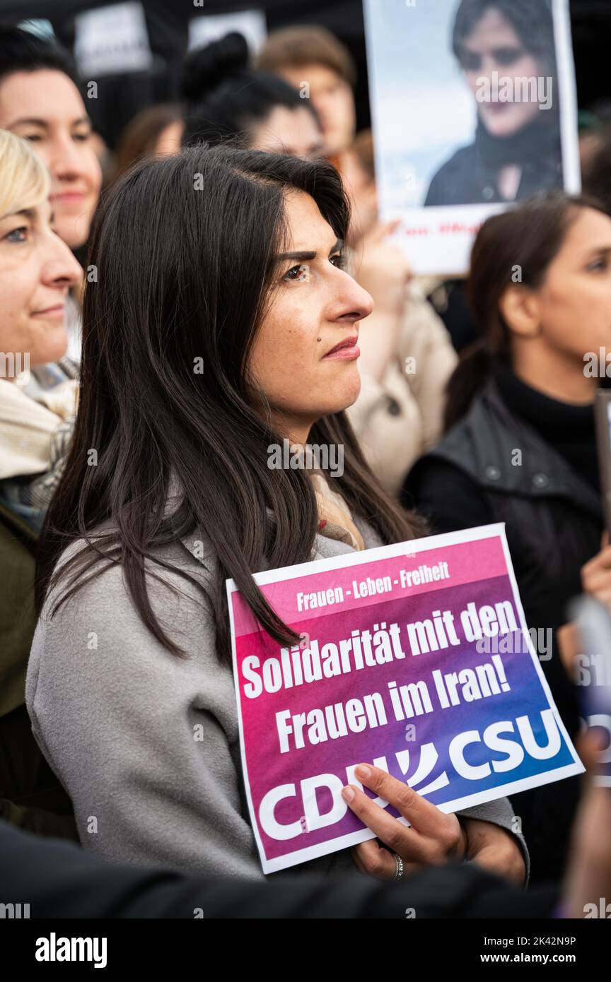 Serap gueler hi-res stock photography and images - Alamy