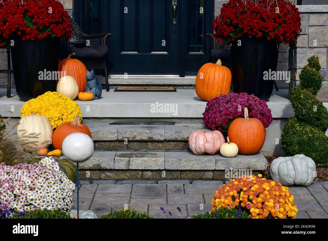 Pavers create hi-res stock photography and images - Alamy