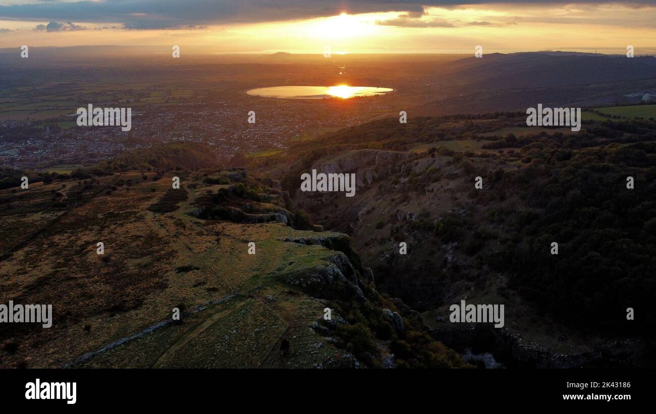 An aerial view of Cheddar Gorge and Reservoir, Somerset at sunset Stock ...