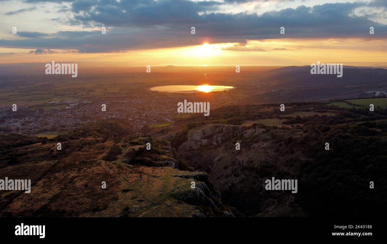 An aerial view of Cheddar Gorge and Reservoir, Somerset at sunset Stock ...