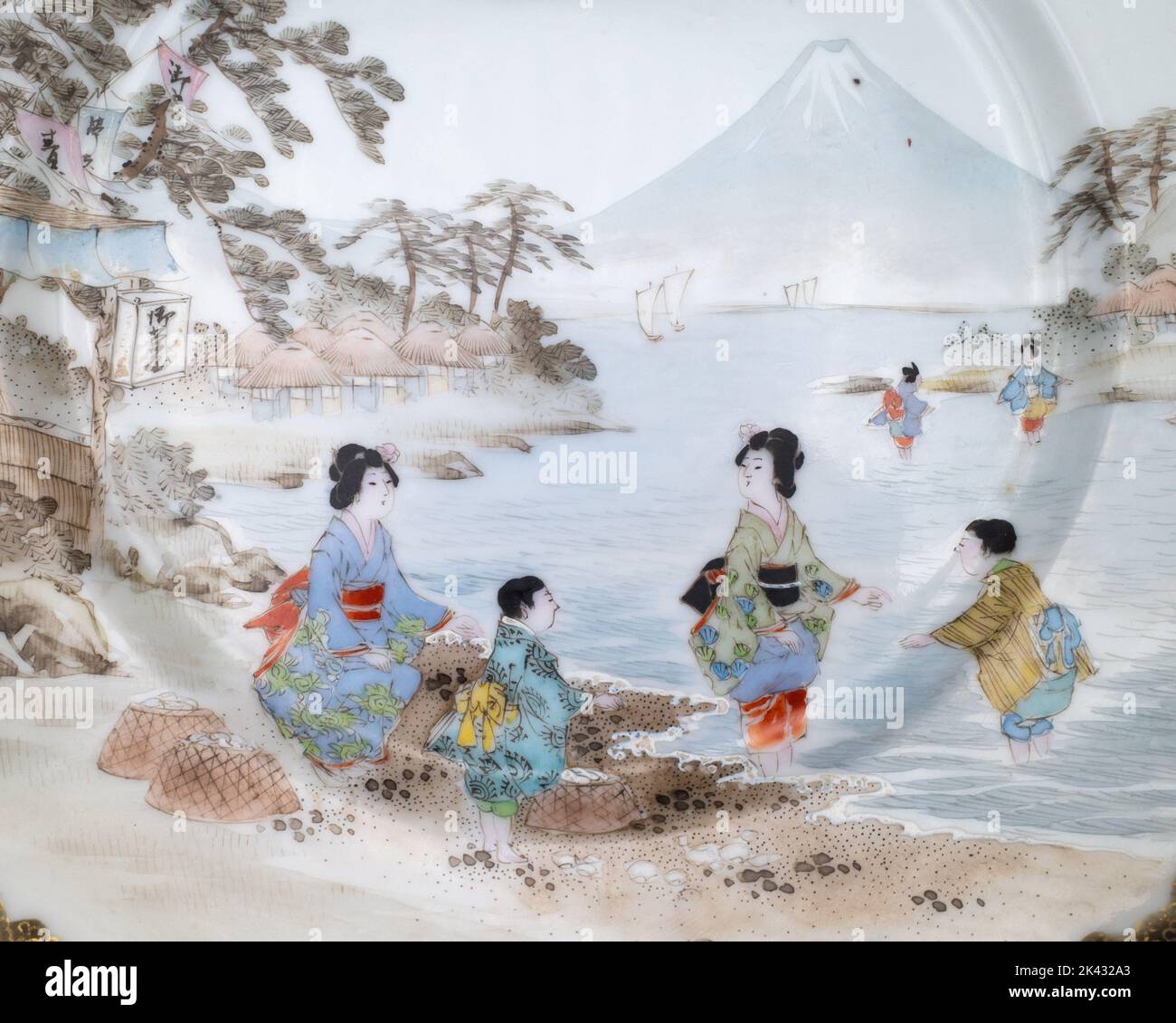 Yokohama porcelain hi-res stock photography and images - Alamy