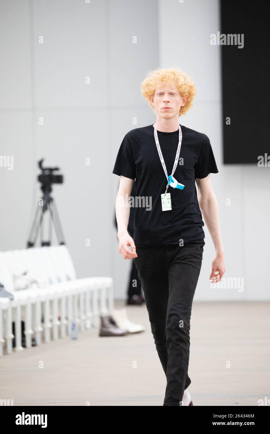 Aspiring Designers,Neo.Fashion. 2022, Berlin Fashion Week Spring/Summer ...
