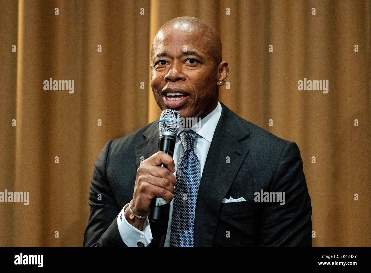 New York City Mayor Eric Adams (D) speaking at the unveiling of the ...