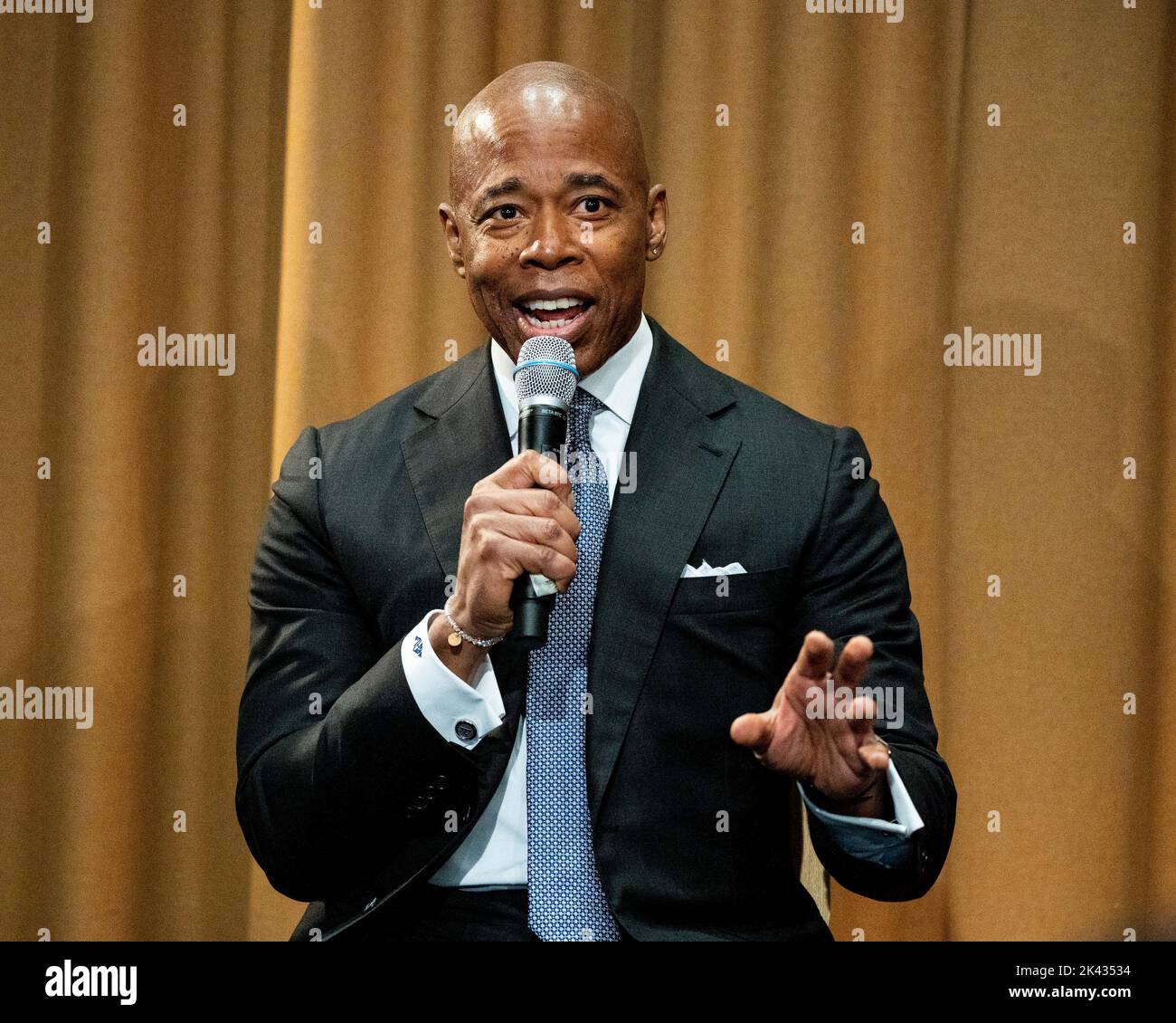New York City Mayor Eric Adams (D) speaking at the unveiling of the ...