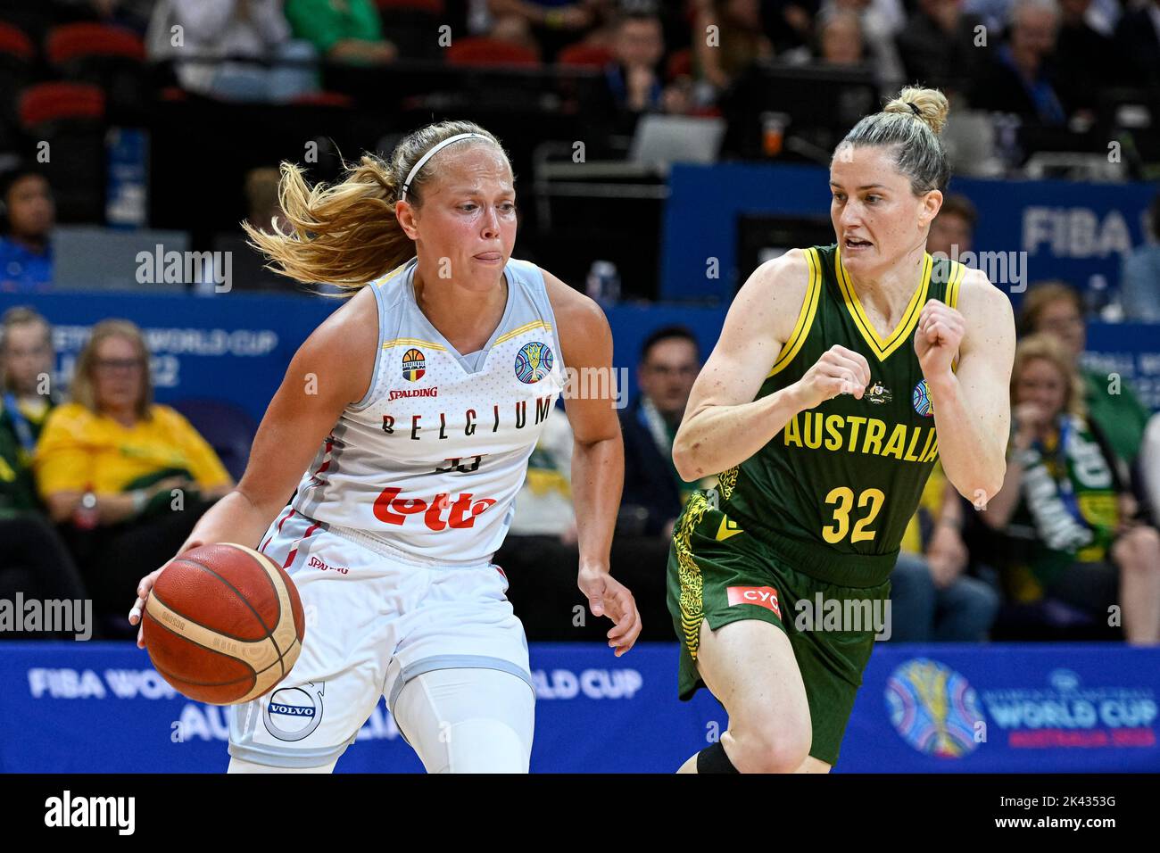 Samantha whitcomb hi-res stock photography and images - Alamy