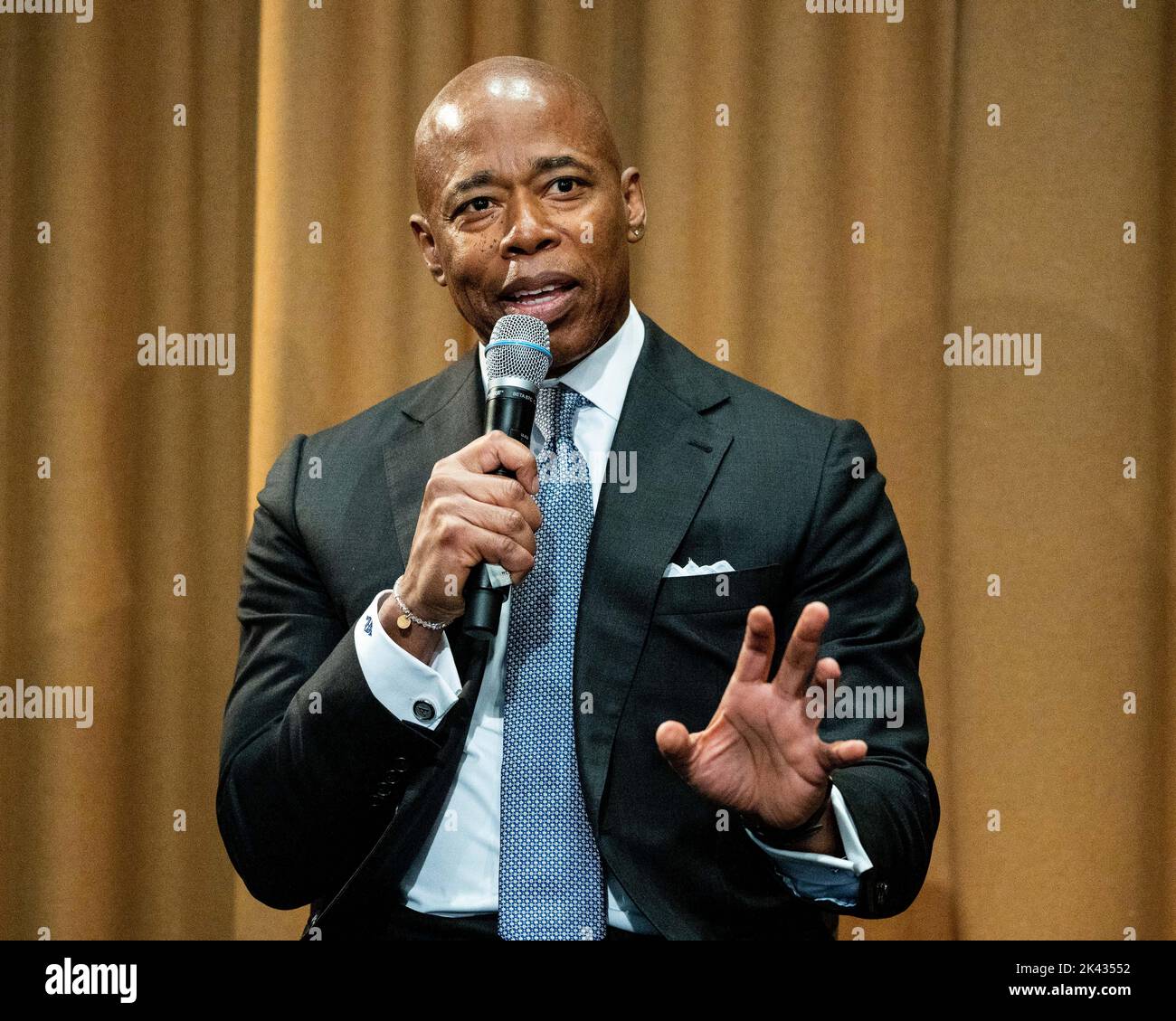 New York City Mayor Eric Adams (D) speaking at the unveiling of the ...