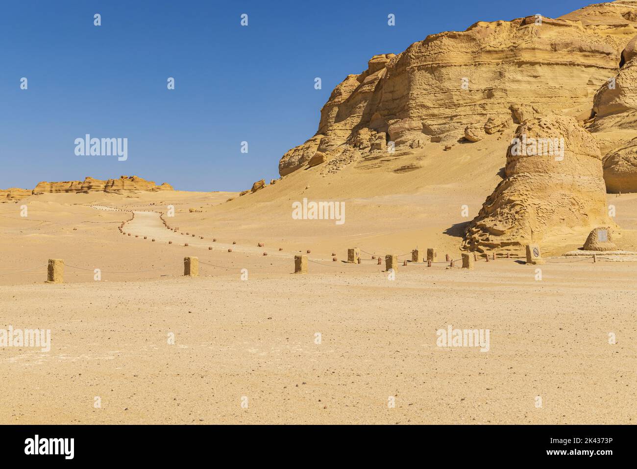 Wadi al Hitan, Faiyum, Egypt. Walking trail to fossils at Wadi el-Hitan ...