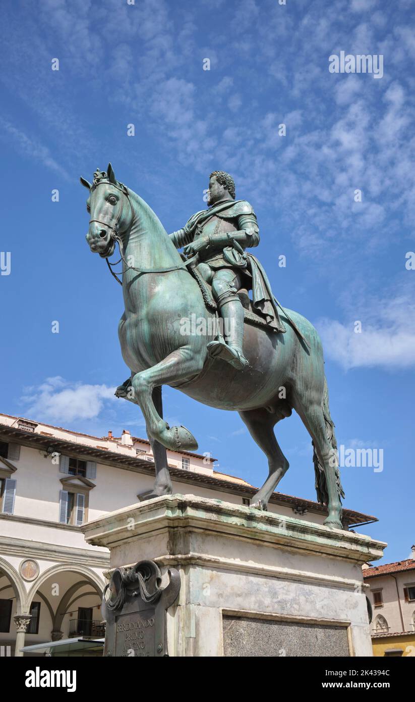 Statue of Grand Duke Ferdinand I de Medici in Piazza Santissima ...