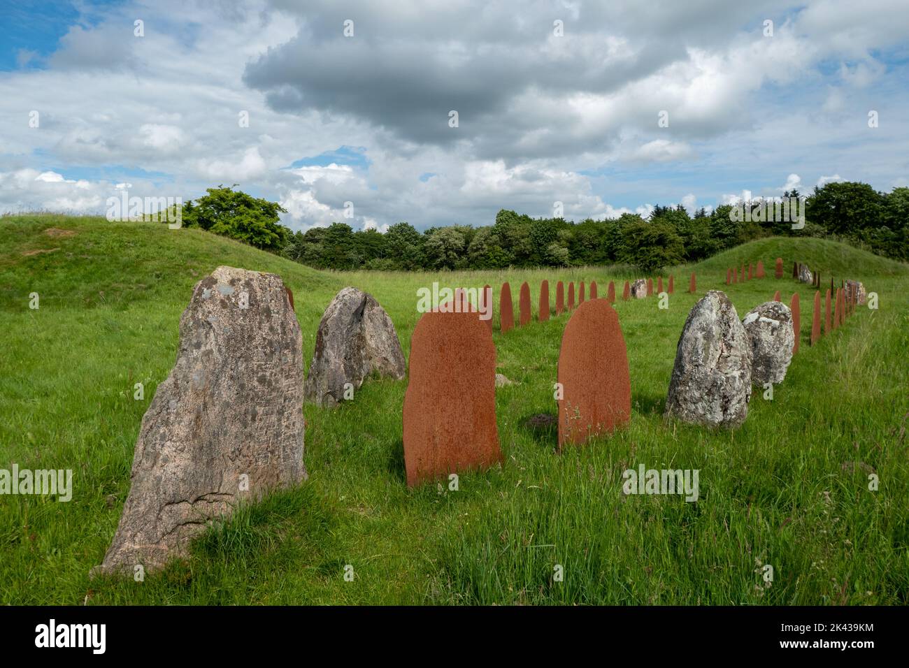 Viking grave ship hi-res stock photography and images - Alamy