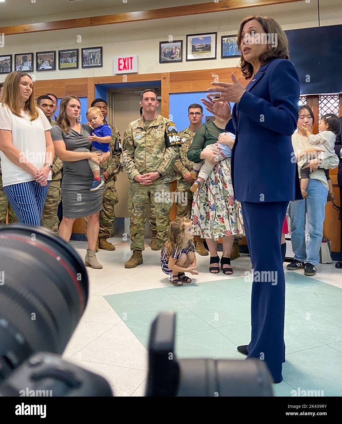 Panmunjom, South Korea. 29th Sep, 2022. U.S. Vice President KAMALA ...