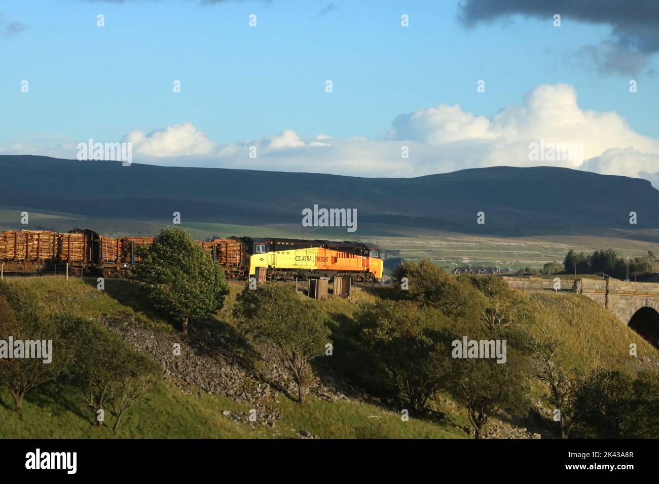 Colas rail freight class 70 diesel-electric powerhaul loco, number ...